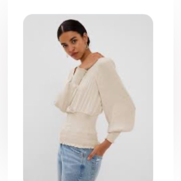 Tops | Elegant Gap Ivoryblouse With Balloon Sleeves And Smocked Waist ...